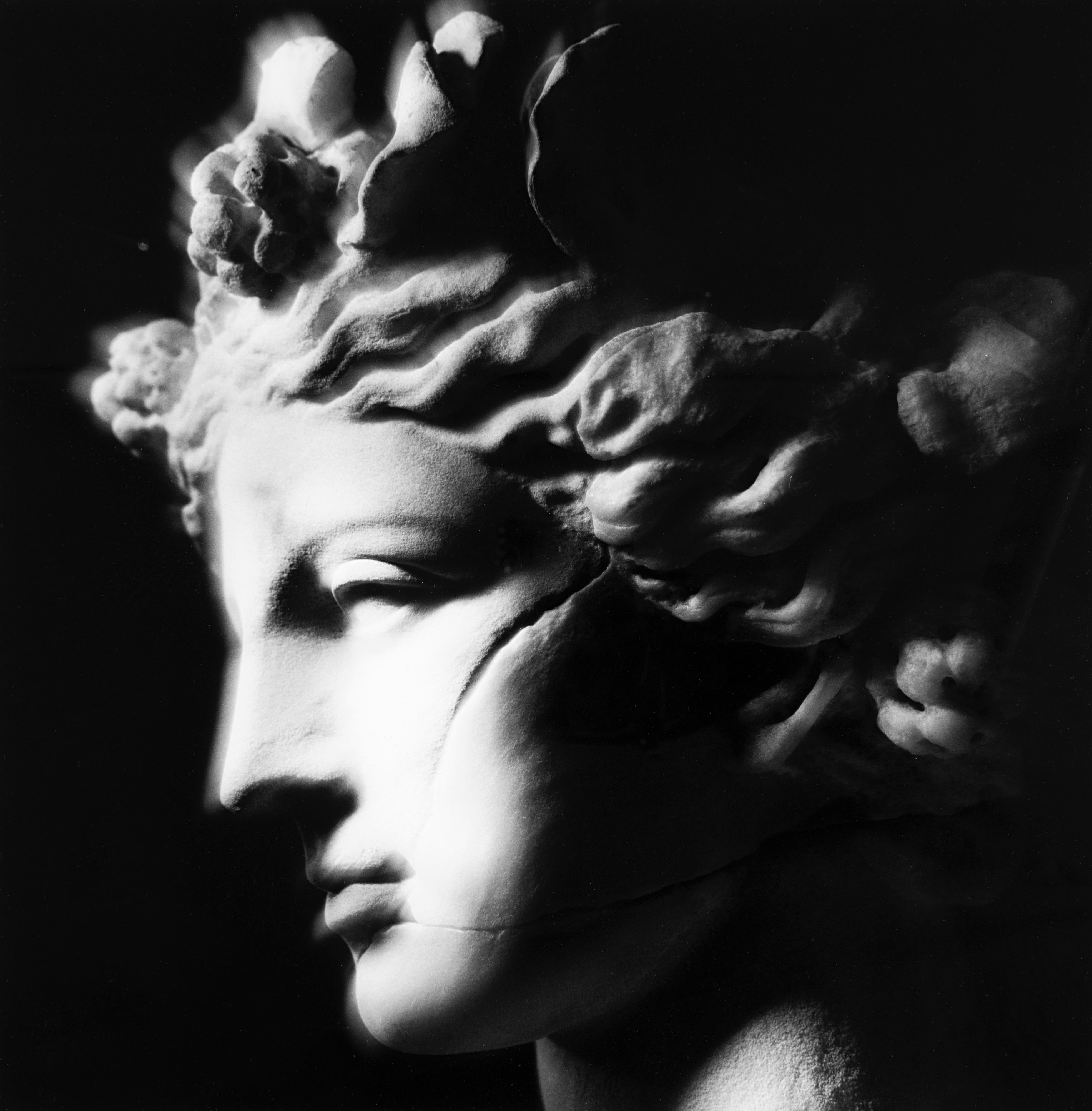 Scultura 1993 by Mimmo Jodice | Art.Salon