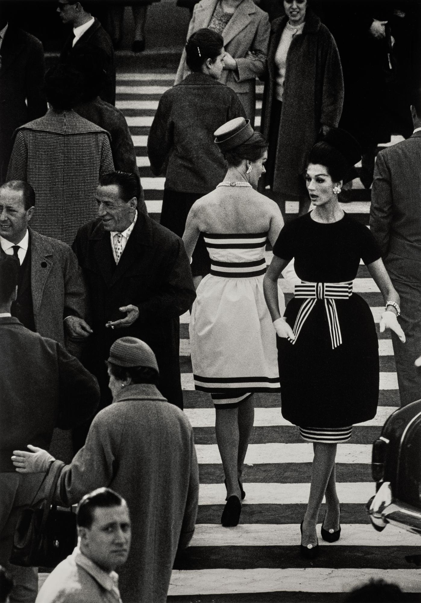 'Nina And Simone', Piazza Di Spagna, Rome, 1960 by William Klein | Art ...